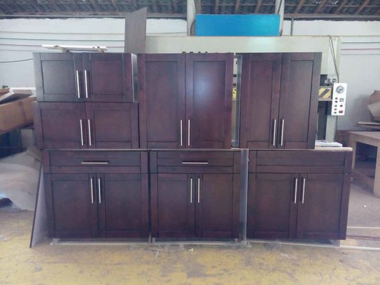 China Cherry solid wood kitchen cabinet,Stock kitchen cabinet,Ready to send kitchen cabinet supplier