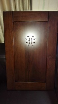China Cherry shaker kitchen cabinet door,cherry wooden door panel,shaker style kitchen door supplier