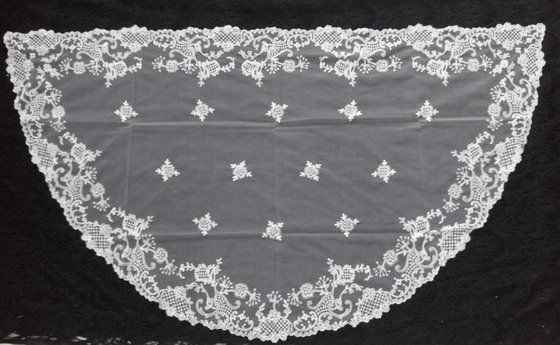White Noble Spanish style veil mantilla Catholic church chapel scarf lace Veil