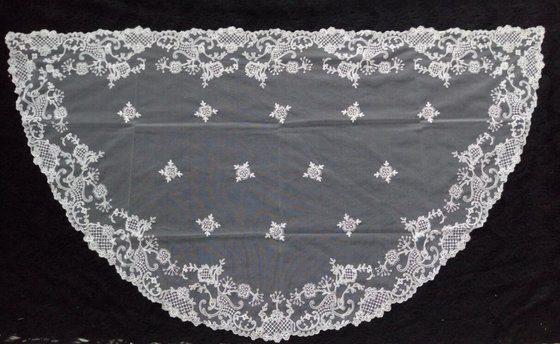 White Noble Spanish style veil mantilla Catholic church chapel scarf lace Veil