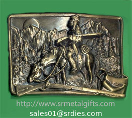 China Antique brass embossed cowboy hunter metal belt buckle, vintage cowboy belt buckles, supplier