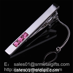 China Silver plated men's tie clips with pink stone inlay, clasp tie bars and tie clips for men, supplier