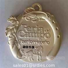 China Custom made matte silver medals, tailored matt silver sport awards medals, supplier