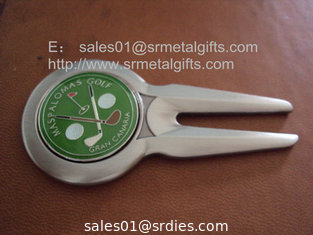 China Custom golf club gift metal golf divot tool with magnetic golf ball marker, supplier