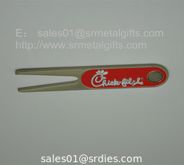 China Imprinted metal golf divot repair tools, cheap metal golf pitch fork with engraved logo, supplier