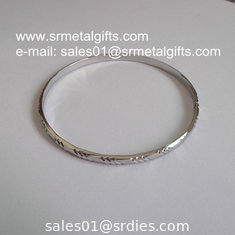 China Stainless steel engraved bangle bracelet for women fashion supplier