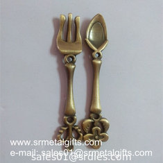 China Metal Crafts Souvenir Fork & Spoon set, 3D Relief Collectible Fork And Spoon supplier