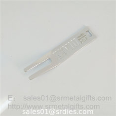 China Cheap Simple Metal bent Golf Pitchforks, Metal Golfer Pitch Mark Repair Tools supplier