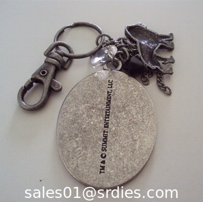 Metal antique pewter plated lion fob keychain, vintage pewter plating key tag key chains, supplier