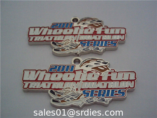 Metal sports triathlon medals collection, OEM painted triathlon medallion for small order, supplier