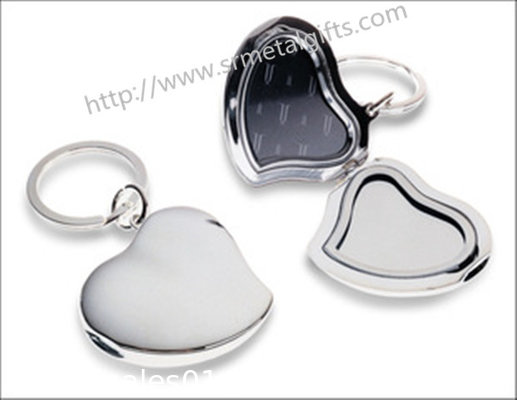 Deluxe metal Photo locket keychains, metal picture locket pendant key rings small quantity supplier
