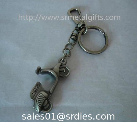 Metal drop pendant compass key chain, China factory alloy charm pendant compass key rings, supplier