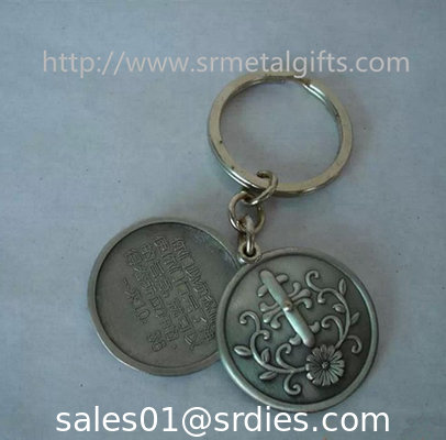 Metal drop pendant compass key chain, China factory alloy charm pendant compass key rings, supplier