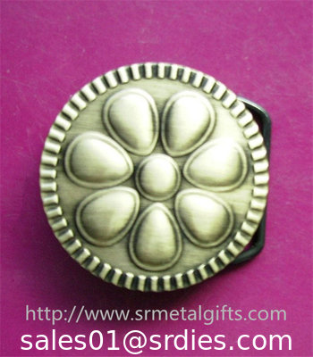 custom oval metal belt buckle, vintage antique brass embossed lion head design, supplier