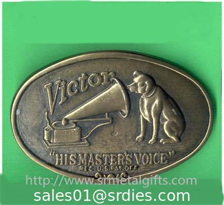custom oval metal belt buckle, vintage antique brass embossed lion head design, supplier