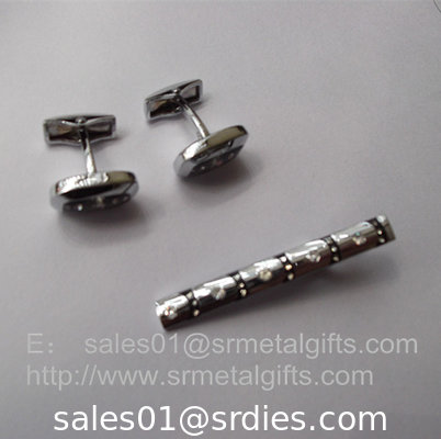Black soft enamel and stone inlaid tie clip and cufflink set for men, enamel clasp tie bar supplier
