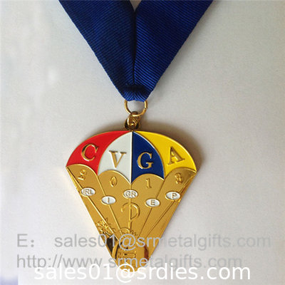 Matte gold medals and medallions, custom made matt gold sport prizing medals, supplier