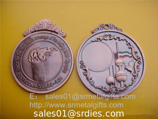 Metal Triathlon winner medals, bespoke metal sport games medals and medallions, supplier