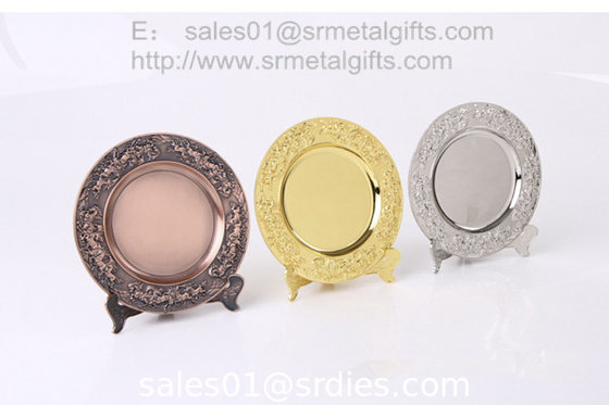 Custom gold commemorative plate with stand, detailed raise flower gold tray with gift box, supplier