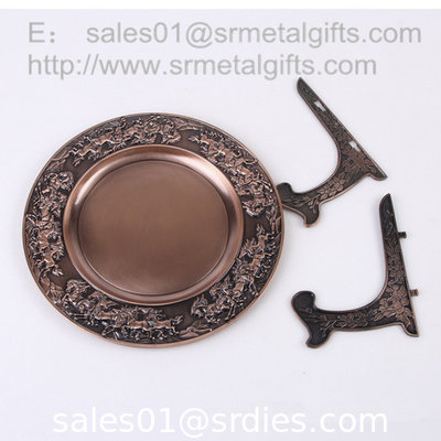 Vintage metal collectible souvenir plate selection, detailed floral metal souvenir trays, supplier