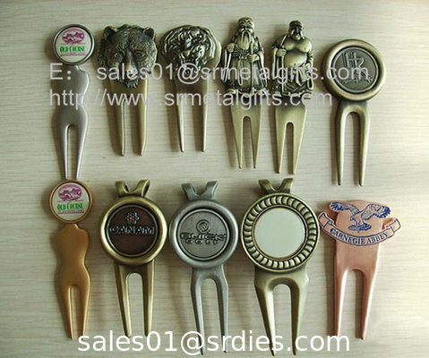 China metal golf divot tool factory for custom metal golf pitchfork with ball marker set, supplier
