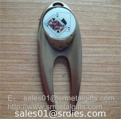 Small quantity wholesale metal golf pitchfork with golf design epoxy dome, supplier