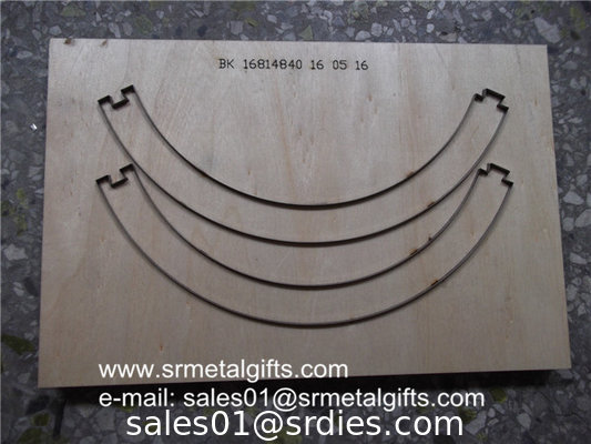 Wooden steel rule dies, steel blade cutting dies on plywood base supplier