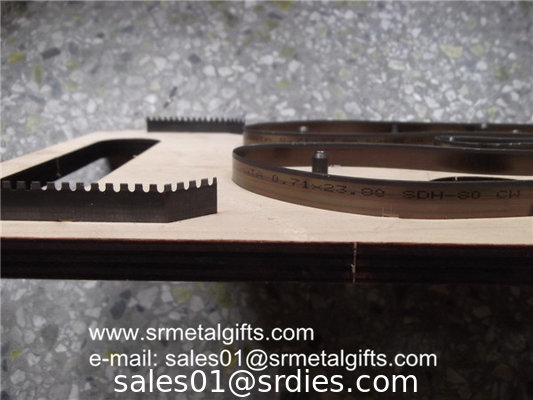 Laminated wood high blade steel cutting dies, high razor blade wooden steel rule dies supplier