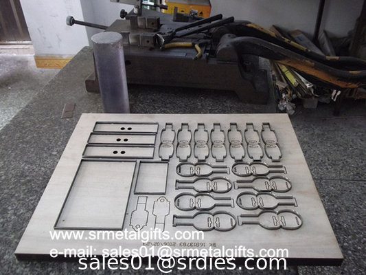 Flat Steel Rule Die Cutting Service and Die Making factory from China supplier