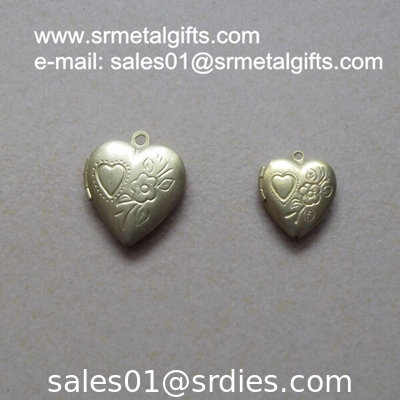 Solid Brass Strawberry Photo Locket Pendant, Copper box locket charm supplier