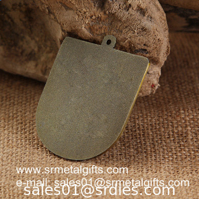 Vintage brass metal engraved medals, tailored antique brass metal medallions supplier