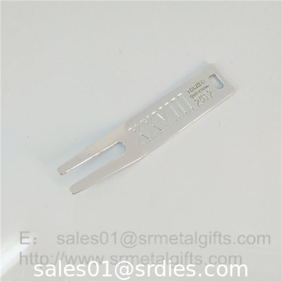 Cheap Simple Metal bent Golf Pitchforks, Metal Golfer Pitch Mark Repair Tools supplier