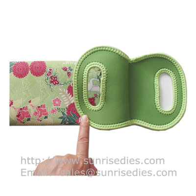 4.5mm Thick Insulated Neoprene Wine Bottle Cooler Tote Carrier in 1x750ml pack supplier