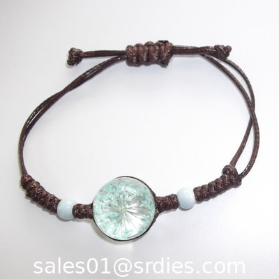 Natural Dried Flowers Handmade Charm Bracelets at Small Wholesale for Cheap, Dried Gypsophila Charm Bracelets supplier