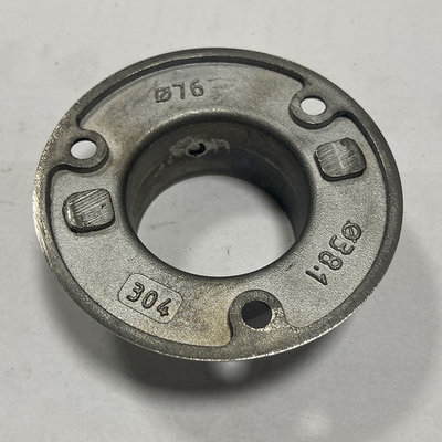 Factory Price Stainless Steel Casting Floor Mounted Round Tube Flange Staircase Hardware Fittings