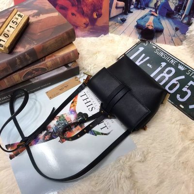 New designed original manufacturer trendy high quality first layer leather fashionable stylich lady shoulder bag