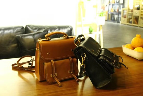 New designed high quality original manufacturer lady classical first layer leather lady backpack shoulder bag