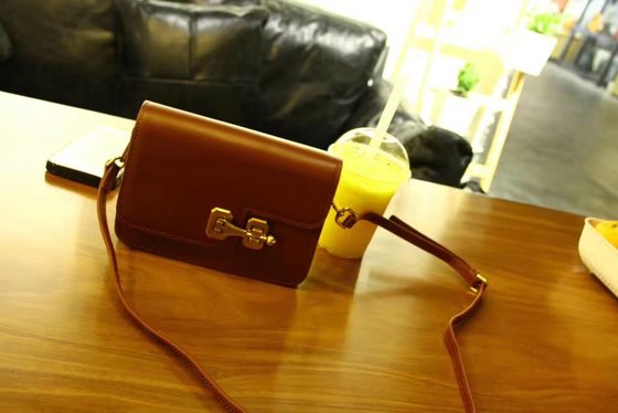 2018 New designed original manufacturer lady fashionable first layer leather lady  special shoulder bag