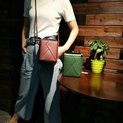2018 original manufacturer lady fashionable first layer leather high quality special design lady shoulder bag