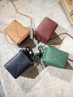 2018 original manufacturer lady fashionable first layer leather high quality special design lady shoulder bag