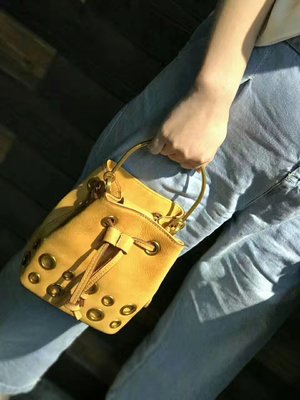 2018 original manufacturer lady fashionable first layer leather high quality special design lady small bucket bag