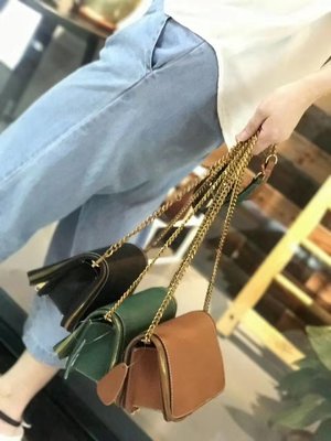 2018 New designed original manufacturer lady fashionable first layer leather zipper design shoulder bag