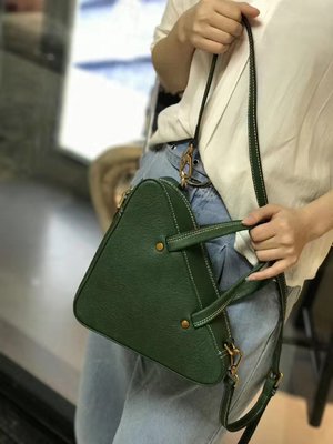 2018 New designed original manufacturer lady fashionable first layer leather special design shoulder bag
