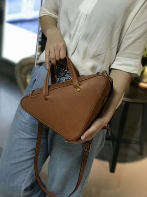 2018 New designed original manufacturer lady fashionable first layer leather special design shoulder bag