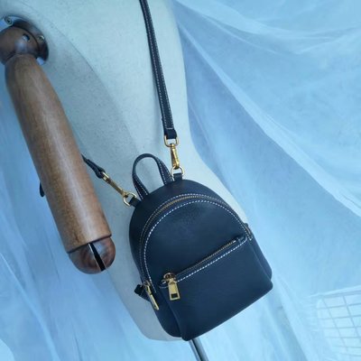 2018 New designed original manufacturer lady fashionable first layer leather lady lovely backpack