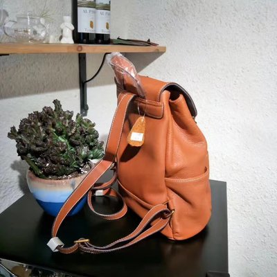 2018 New designed original manufacturer lady fashionable first layer leather lady  big backpack