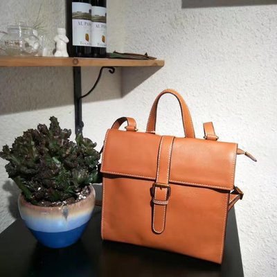 2018 New designed original manufacturer lady fashionable first layer leather lady  classical backpack