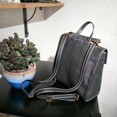 2018 New designed original manufacturer lady fashionable first layer leather lady  classical backpack