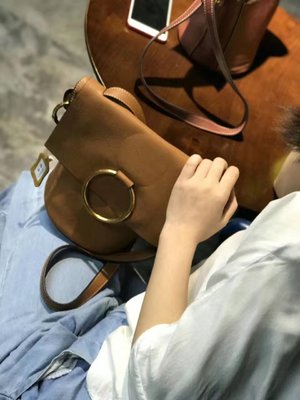 2018 trendy design original manufacturer lady first layer leather shoulder bag