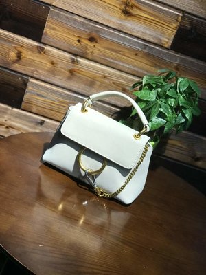 2018 trendy design original manufacturer  first layer leather vitage hot sale lady handbag